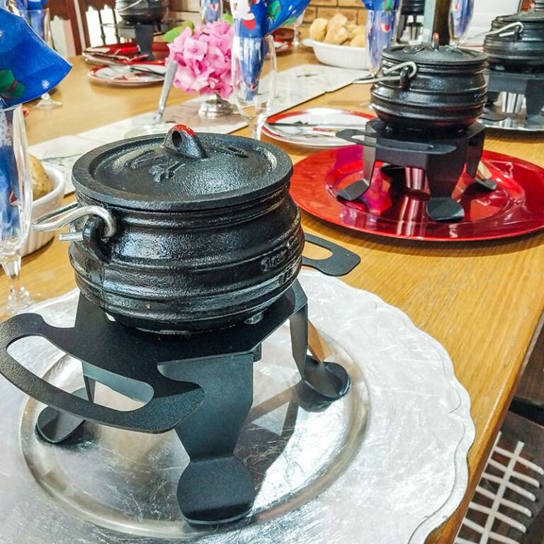 LK's Mini Potjie Cooker and Mini Pot Combo (set of 2) - OutdoorEco ...